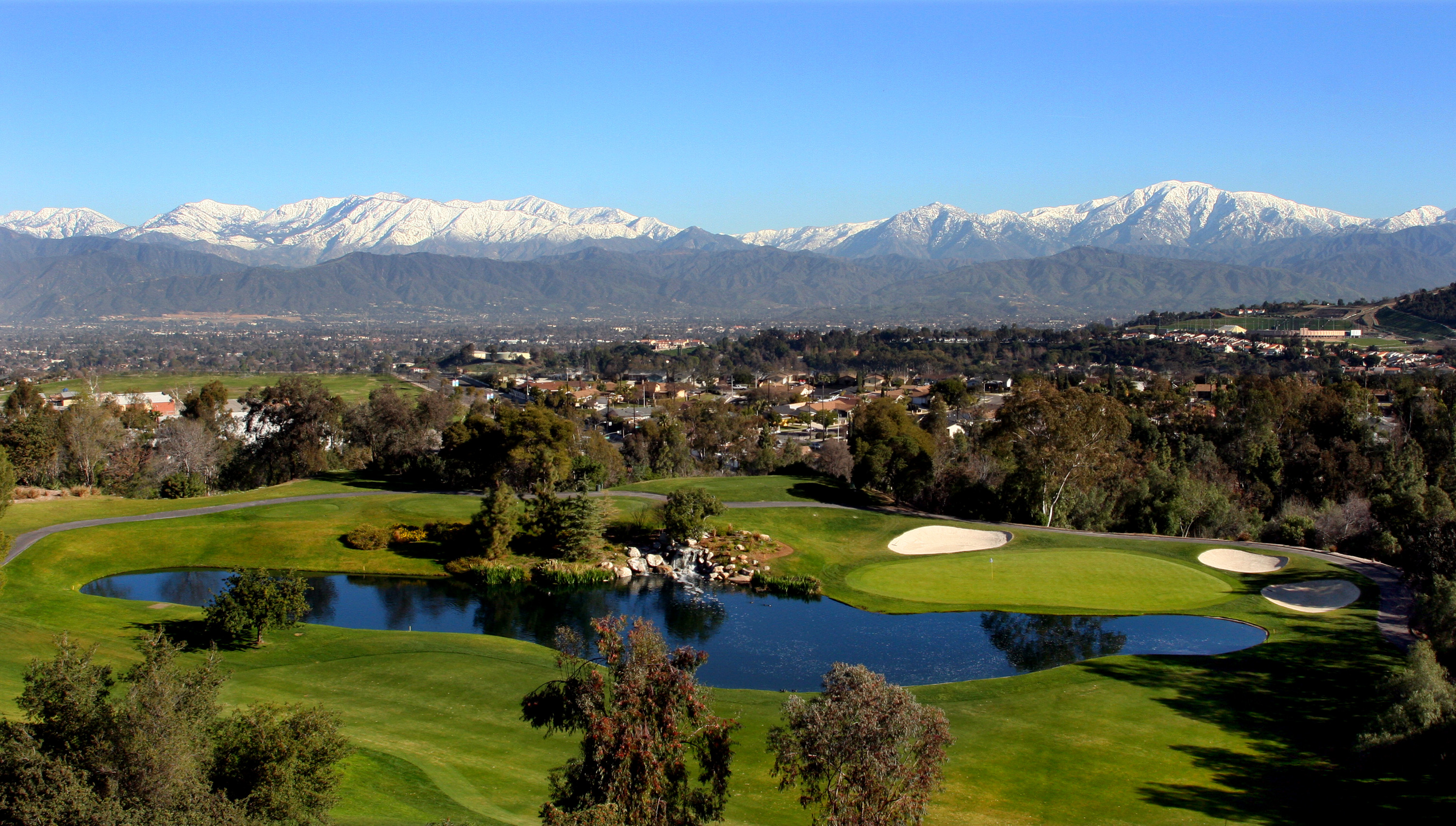 Resort - Pacific Palms Resort